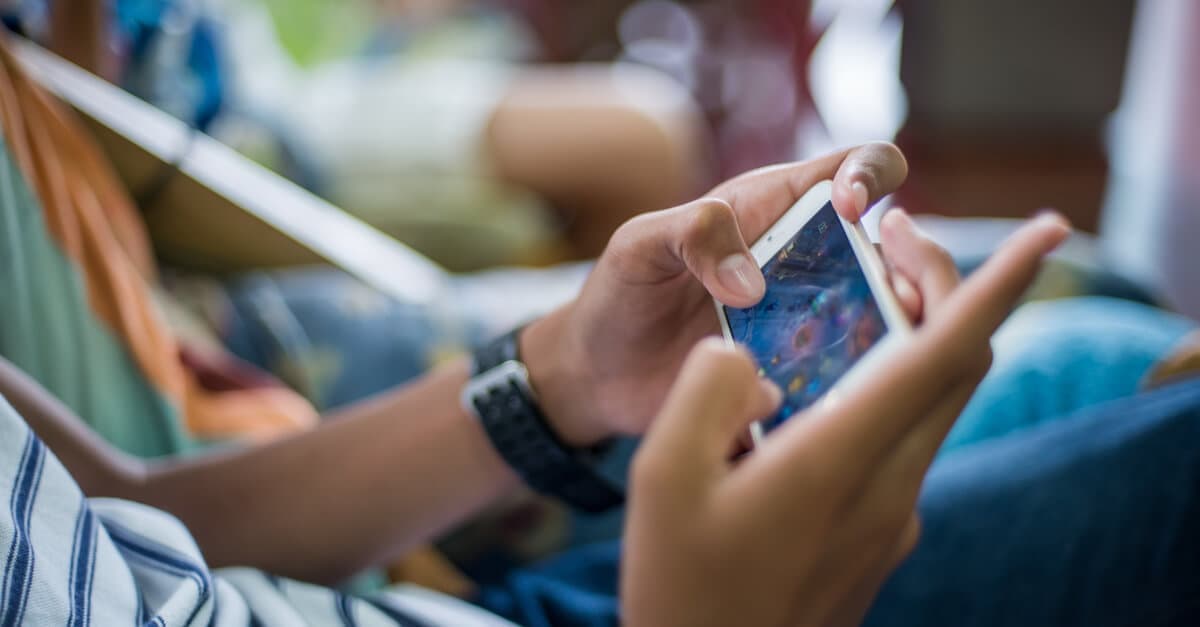 Social networking in gaming - Internet Matters